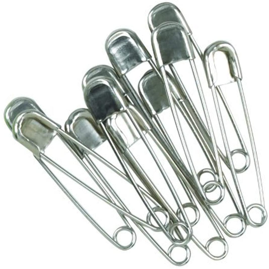 BANDAGE PIN – Bridles and Britches